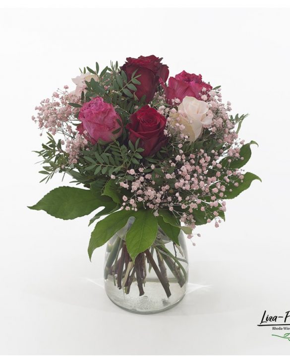 Blumenstrauß mit Hortensien und Santini